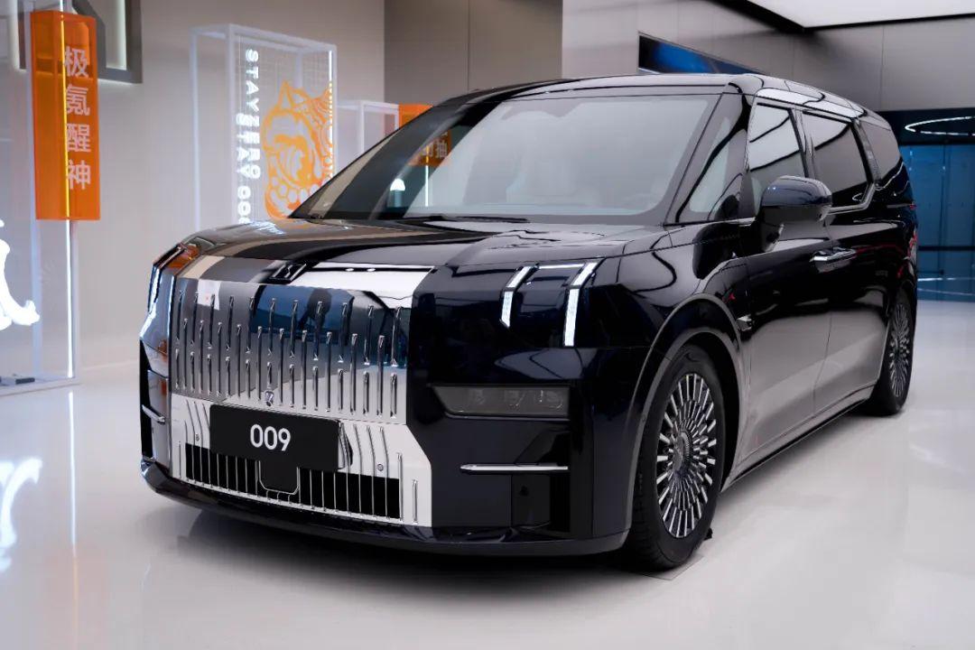 把“全屋智能”搬进车内，极氪009重新定义豪华MPV - 知乎