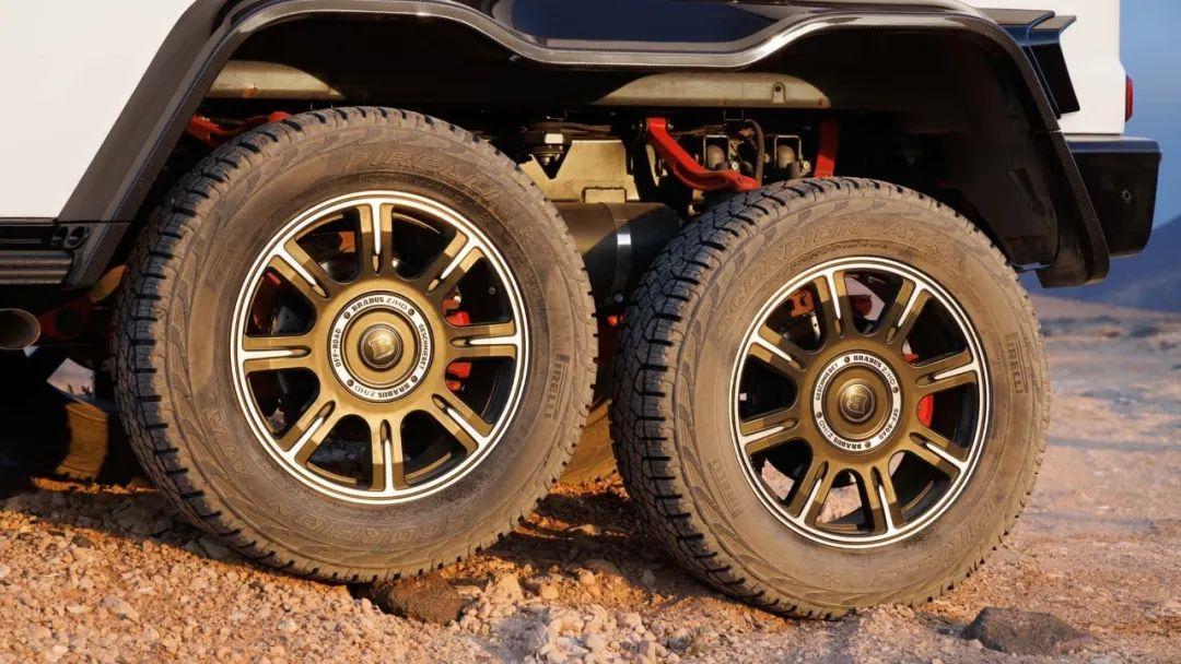 最强六轮皮卡，巴博斯XLP 800 6x6 Adventure - 知乎