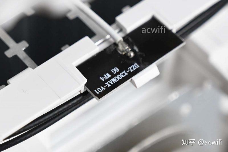 通则ZLT X300 MAX 5G CPE拆机，三频BE19000支持6G和N79 - 知乎