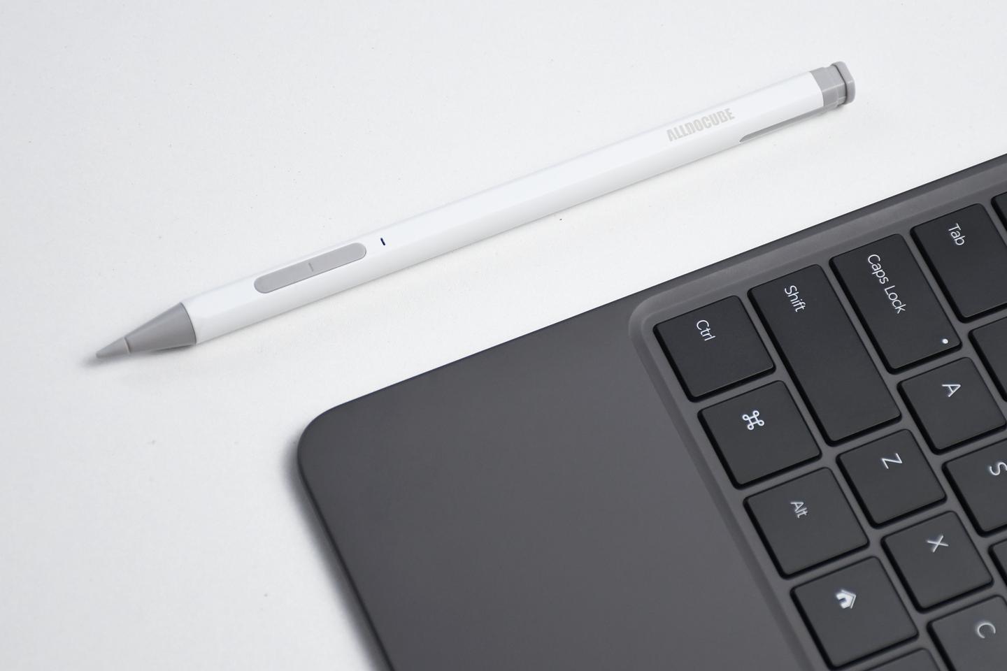 13英寸的“旗舰级”平板电脑评测：搭载骁龙7+ Gen 3，支持PC模式，15000mAh大电池 - 知乎