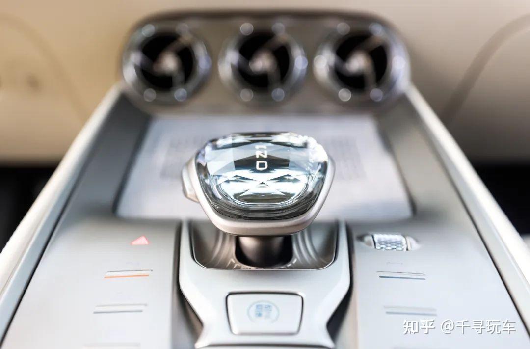 终极进化版到底强在哪 解读30万级全新SUV——腾势N8 - 知乎