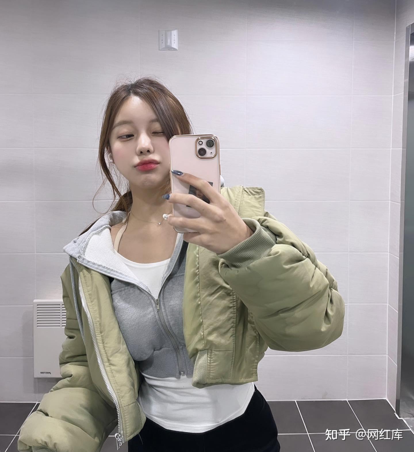 可爱与性感兼具！韩国人气正妹模特oxxooi美照欣赏！ - 知乎