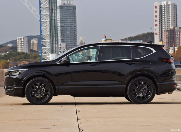 本田“黑武士”SUV，16.98万起带后独悬，省油安心提速快 - 知乎
