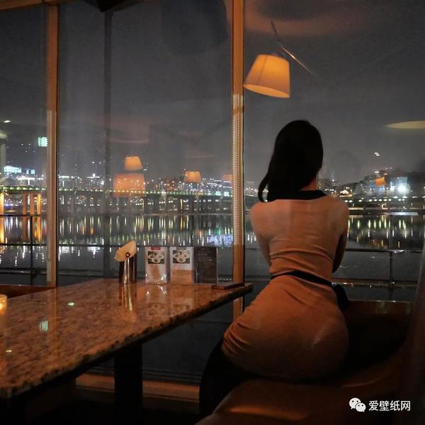 第297期 让我一起欣赏极致腰臀比女教练amourfor_u - 知乎