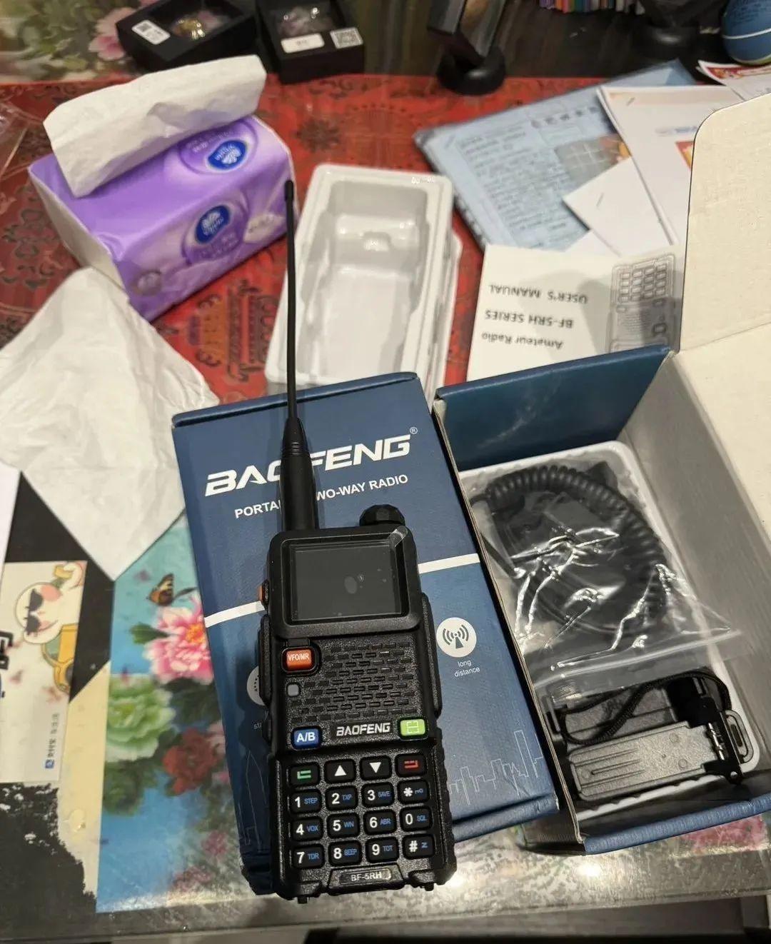 户外爱好者：试用宝锋UV-5RH对讲机，音质不够完美？ - 知乎