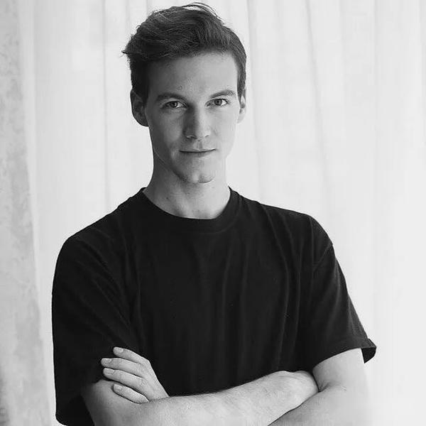 CSM毕业设计师Kevin Germanier的未来主义乌托邦，另类的可持续时装。 - 知乎