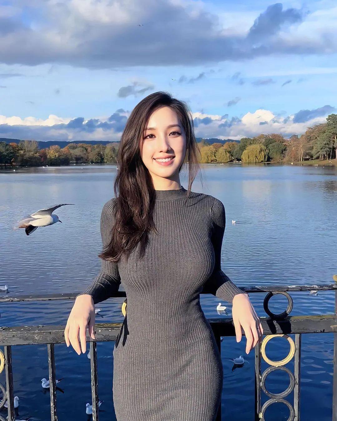 香港网红hedy，完美比例，惹火身材，甜美笑容，艺术造诣极高 - 知乎