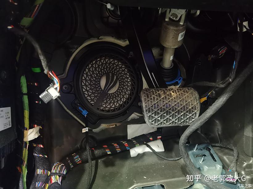 最实用的配置升级，24款奔驰C260L升级彩虹音响+360全景 - 知乎