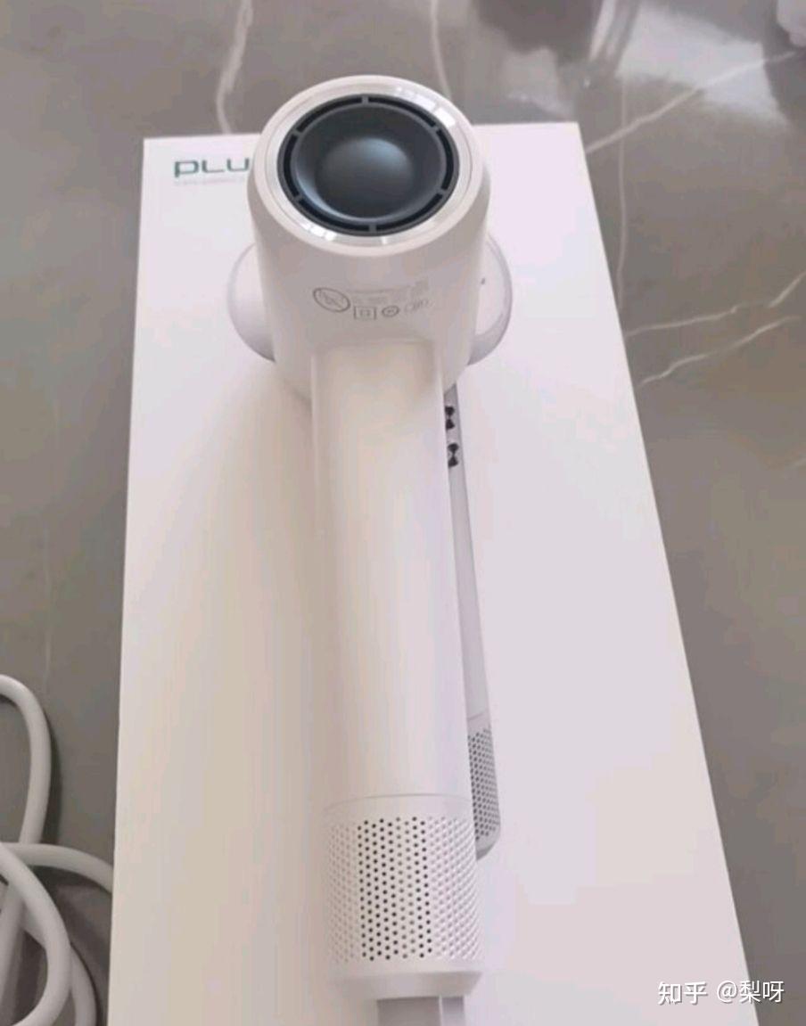 【年货节好物推荐】PLUZZ谱那诗X116 SE负离子高速吹风机评测 - 知乎