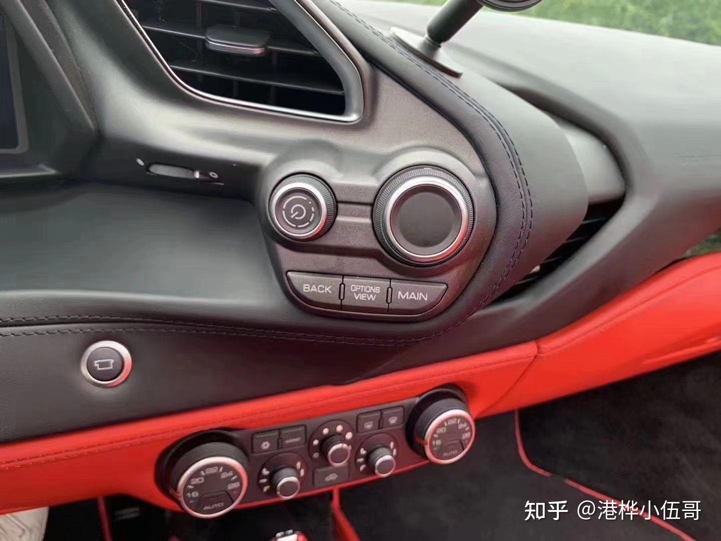 2018款法拉利488 Spider敞篷版，底盘升降 /倒车影像/LED方向盘/陶瓷刹车 - 知乎
