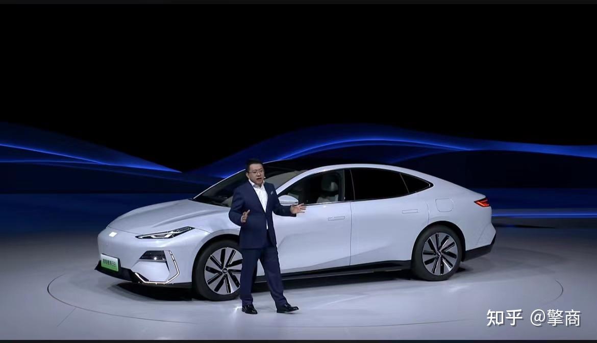 5.62m转弯半径+骁龙8295芯片，银河E8哪一款配置适合你？ - 知乎