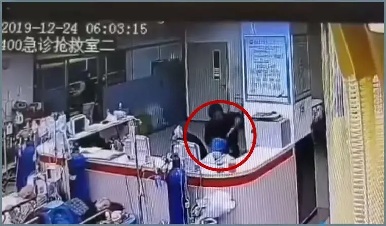 被砍伤的胡医生不幸去世！中国医生现状：活着是幸运，被砍是随机 知乎
