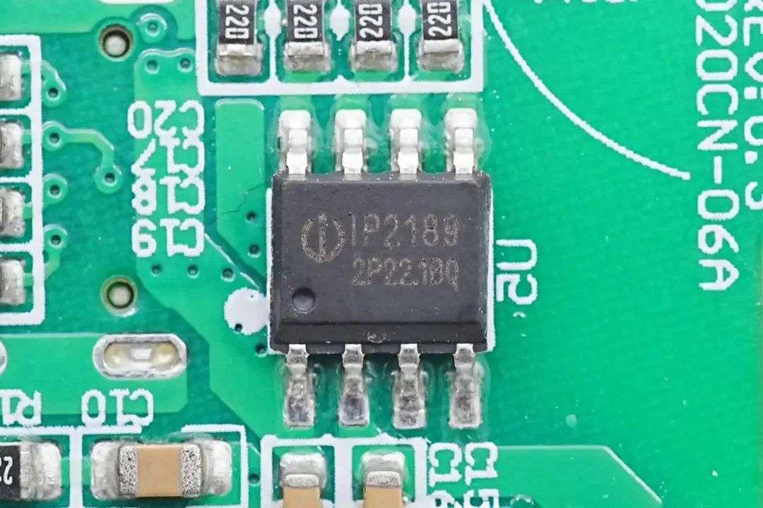 英集芯推出18款iPhone14系列专用快充芯片 - 知乎