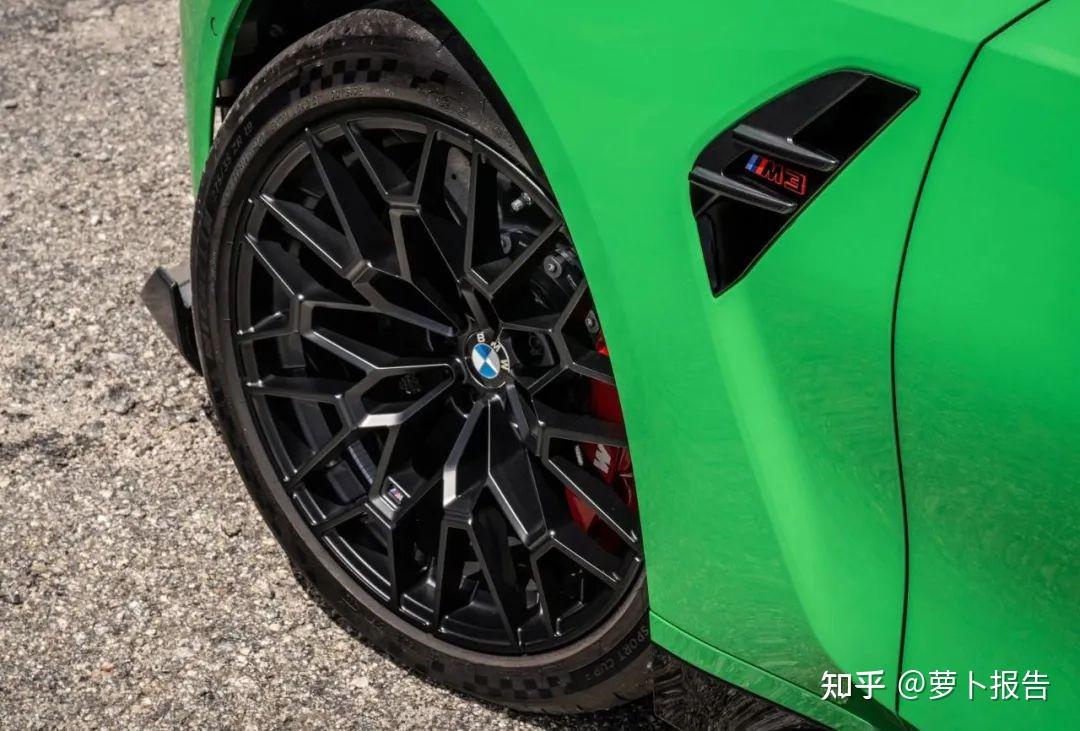 最强赛道买菜车？宝马M3 CS正式发布！ - 知乎