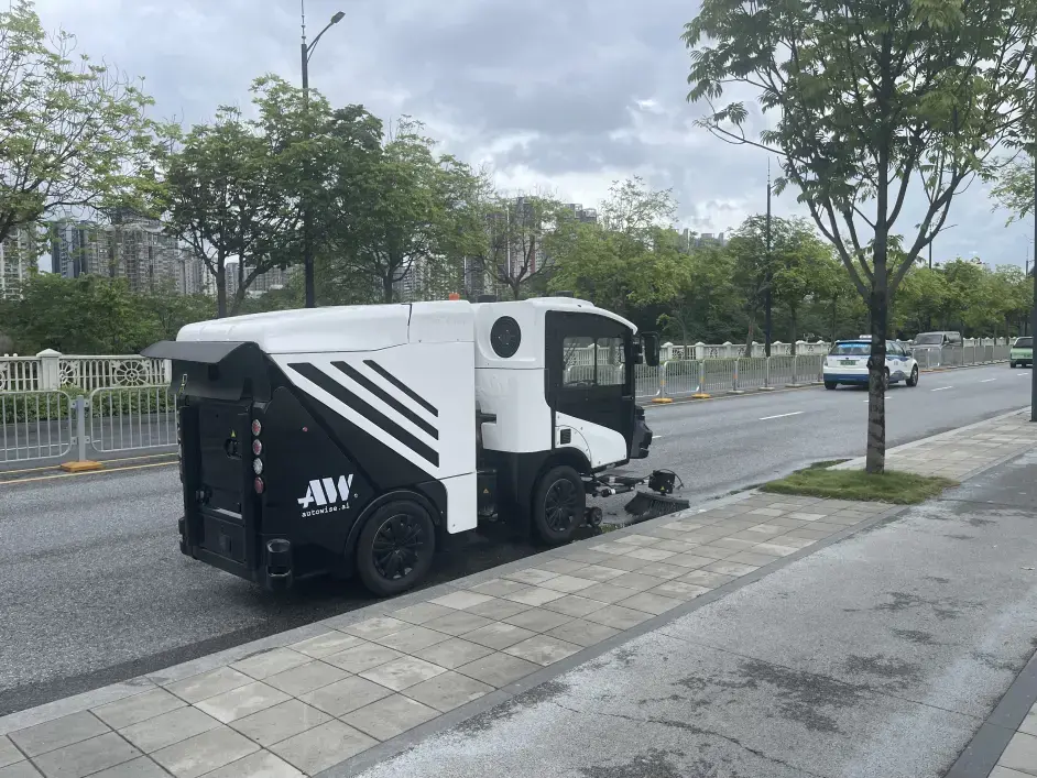 仙途智能Autowise.ai自动驾驶清扫车首次亮相深圳公开道路 - 知乎