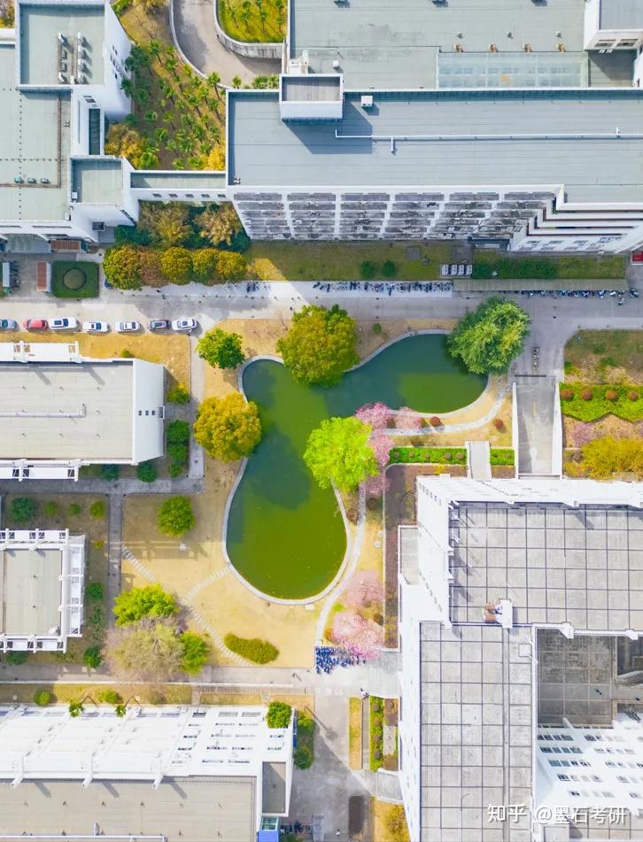 24录取解读|南京师范大学MPAcc爆冷，直降26分！ - 知乎