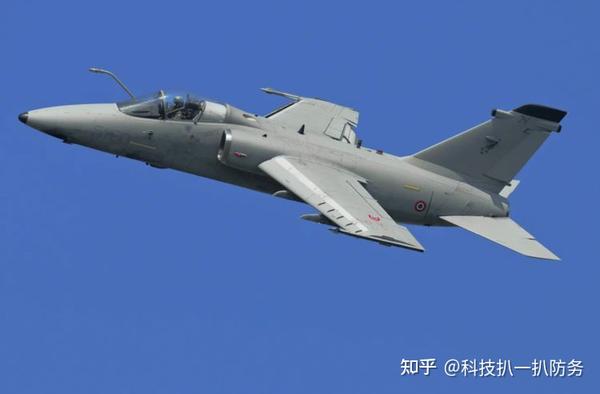 AMX轻型攻击机，意大利和巴西联合研制，虽受两国欢迎但出口不顺 - 知乎