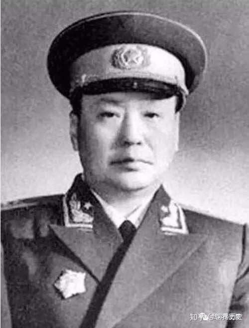 传奇人物乌兰夫：单刀赴会救内蒙 - 知乎