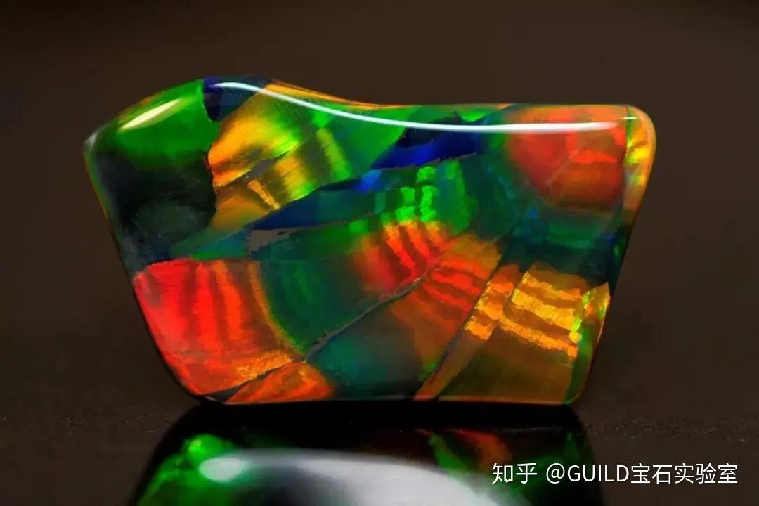 光与宝石的奇妙邂逅——欧泊 - 知乎