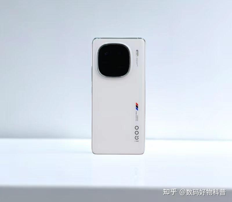 红米K70和iqoo12哪个好？看完选购不迷茫 - 知乎