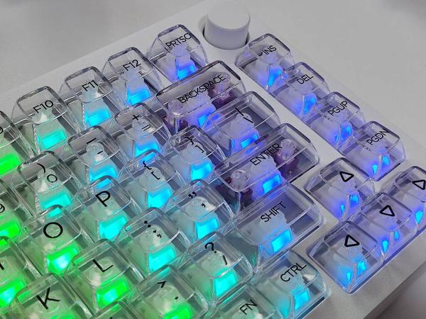 出道既“巅峰”首款全POK材质线性轴——IQUNIX璞玉轴上手体验