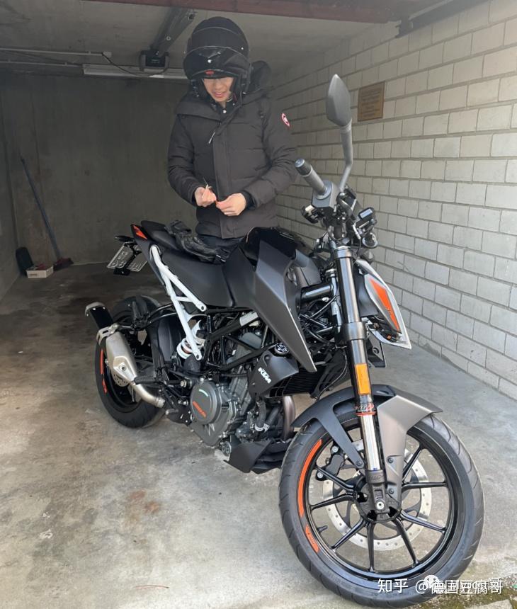 德国人都喜欢骑什么摩托车，都是大叔大爷们在开？ - 知乎
