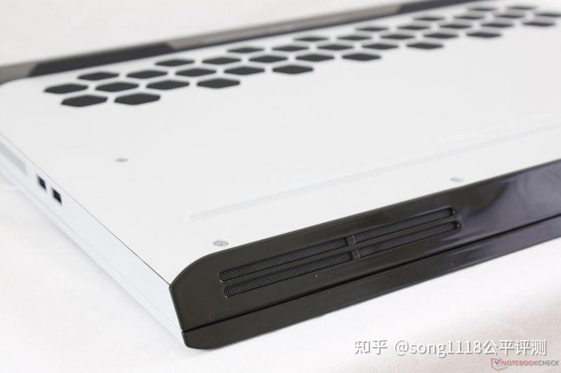 电竞本Alienware Area-51m 评测：干掉蓝天！ - 知乎