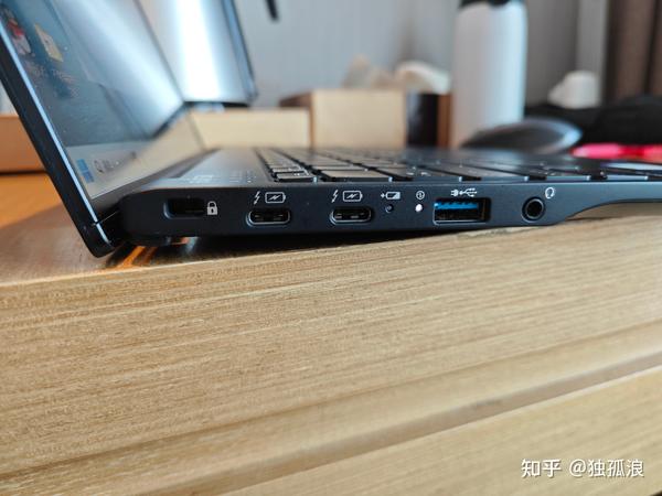 富士通Lifebook U94/A，出差人的日系办公体验 - 知乎