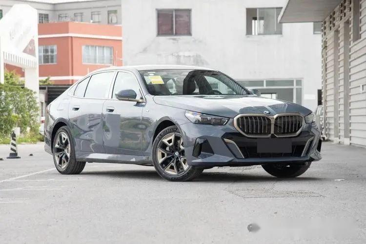 56万没买宝马530Li，买了奔驰E300L，我一堆话要说！ - 知乎