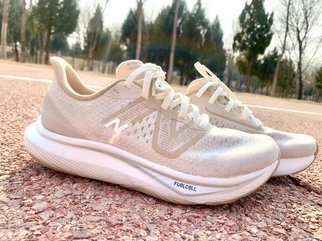 NB Rebel V3，有点牛逼！ - 知乎