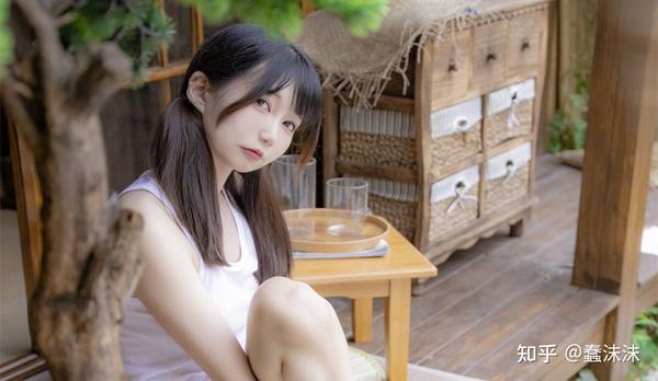 Nagisa魔物喵写真合集:夏の日常 - 知乎