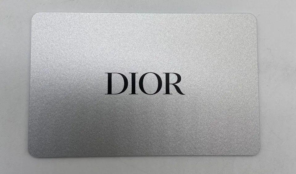Dior最新身份卡藏着哪些信息？点开就知道！ - 知乎