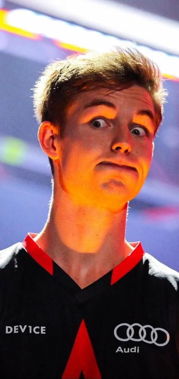 CSGO壁纸｜device - 知乎