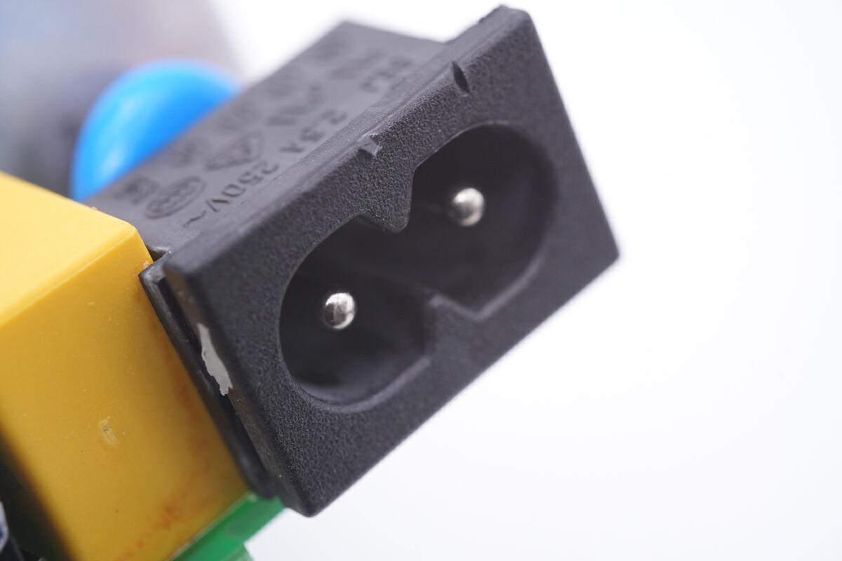 拆解报告：HuntKey航嘉15W宽带数据适配器 - 知乎