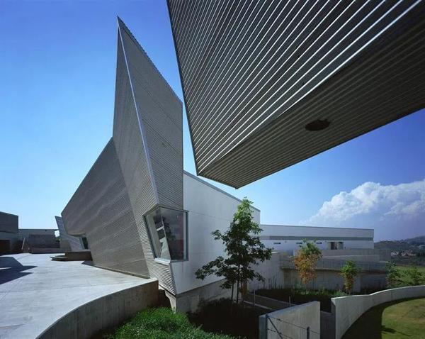 Thom Mayne 汤姆·梅恩｜【极速100x10】100个设计师的1000个项目【016】 - 知乎