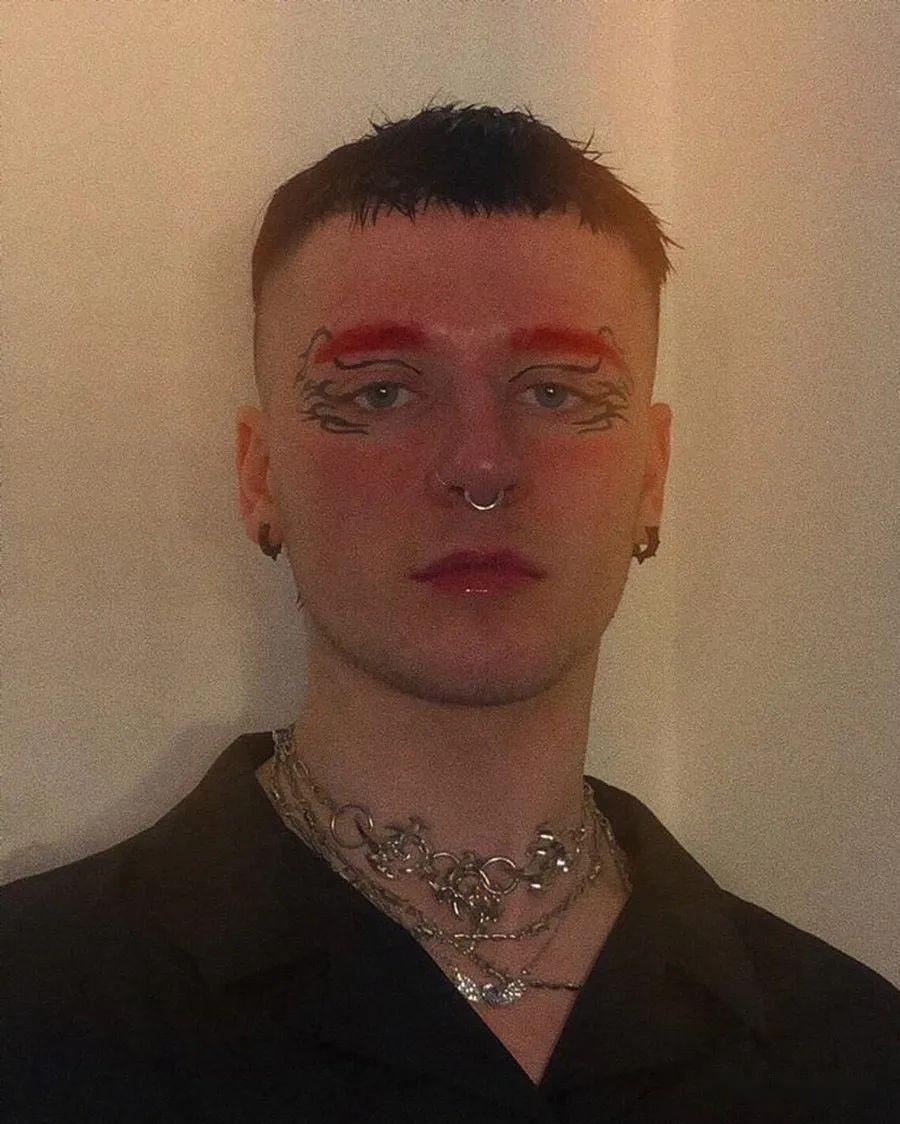 伦艺LCF毕业时装设计师Luke Neil，创作新潮朋克新愿景。 - 知乎