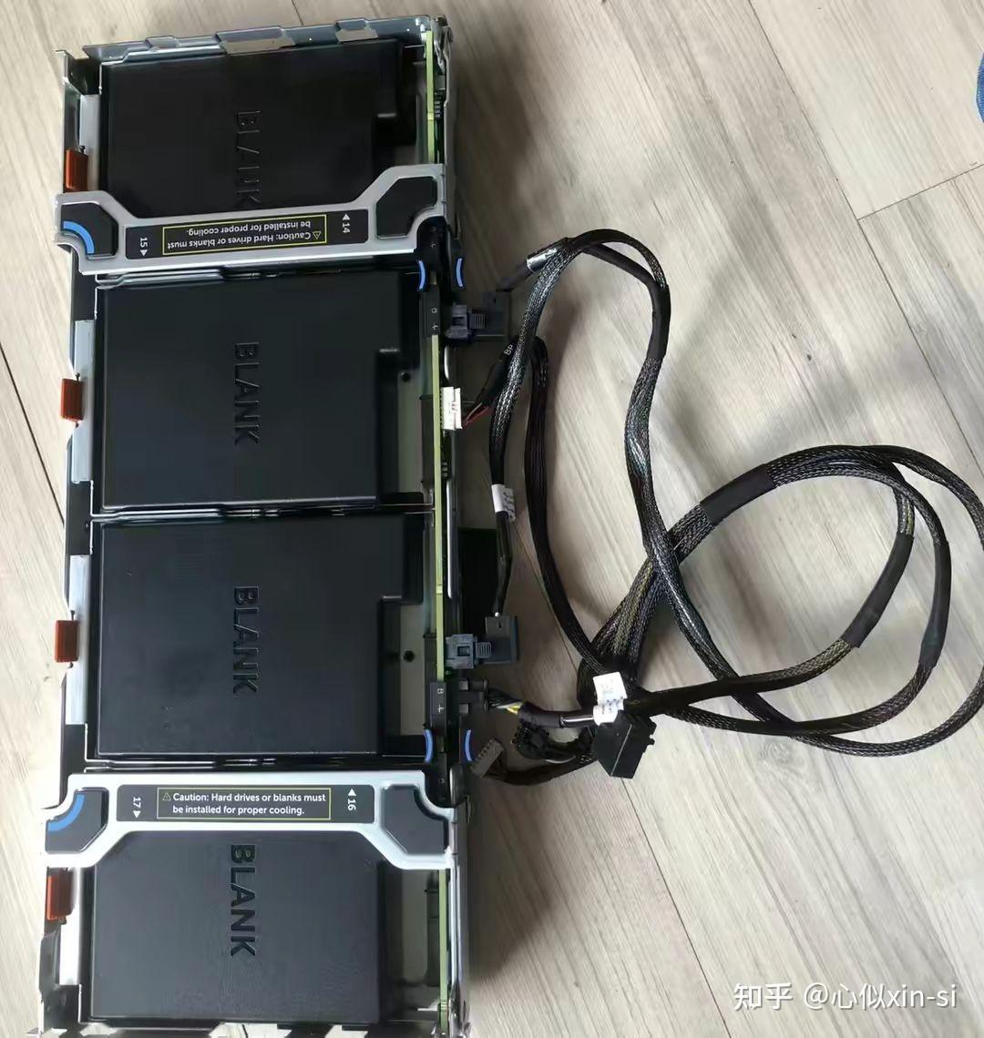 年轻人的第一台服务器-DELL R730/XD选购指南（上） - 知乎