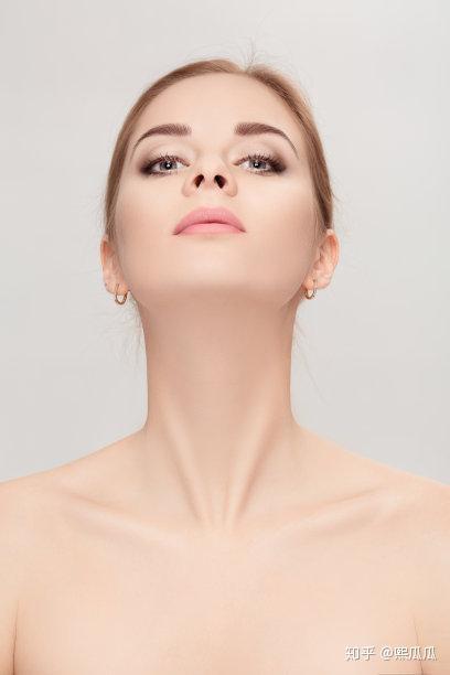 佳泽：去颈纹最有效的方法颈纹深的原因防晒对颈纹有帮助是真是假 - 知乎