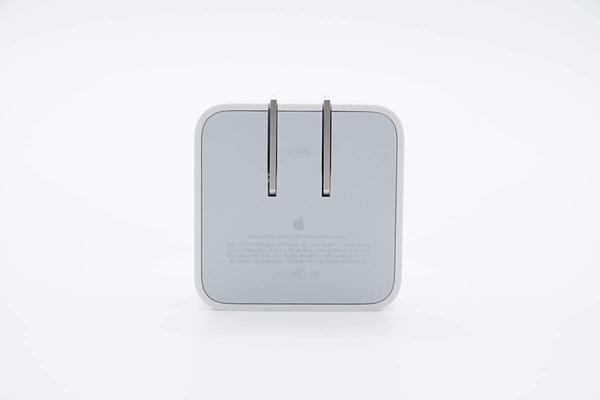 35W、70W充电器选配，售价一致按需选，MacBook Air 15 M2 2023 评测 - 知乎