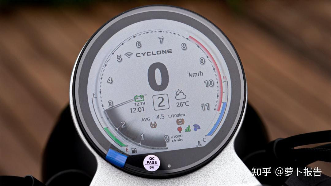 新手之友，高性价比！赛科龙RA401试驾简评 - 知乎