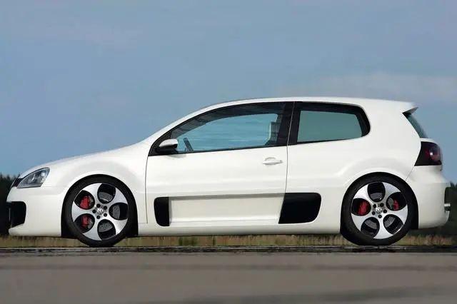 W12将成绝唱？盘点那些年搭载W12发动机的神车 - 知乎