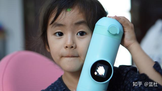 天猫精灵化身AI助手Uni，陪伴在孩子身边的Gululu Q智能语音水杯 - 知乎