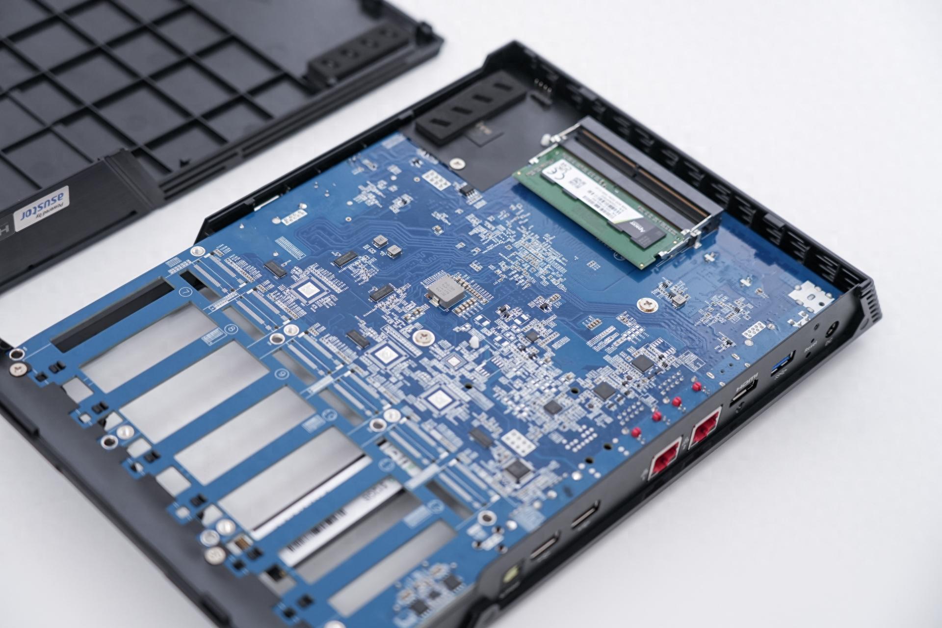 全闪NAS来了丨华硕FS6706T首发评测，极致静音，HiFi家影玩家绝配