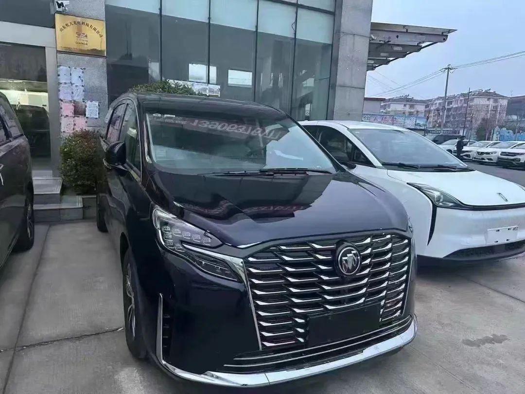 全新库存别克GL8 ES指导价35.69万，现在包牌过户27.99万 - 知乎