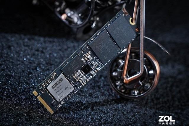 三星990 PRO首发评测 自我超越再铸重器 - 知乎