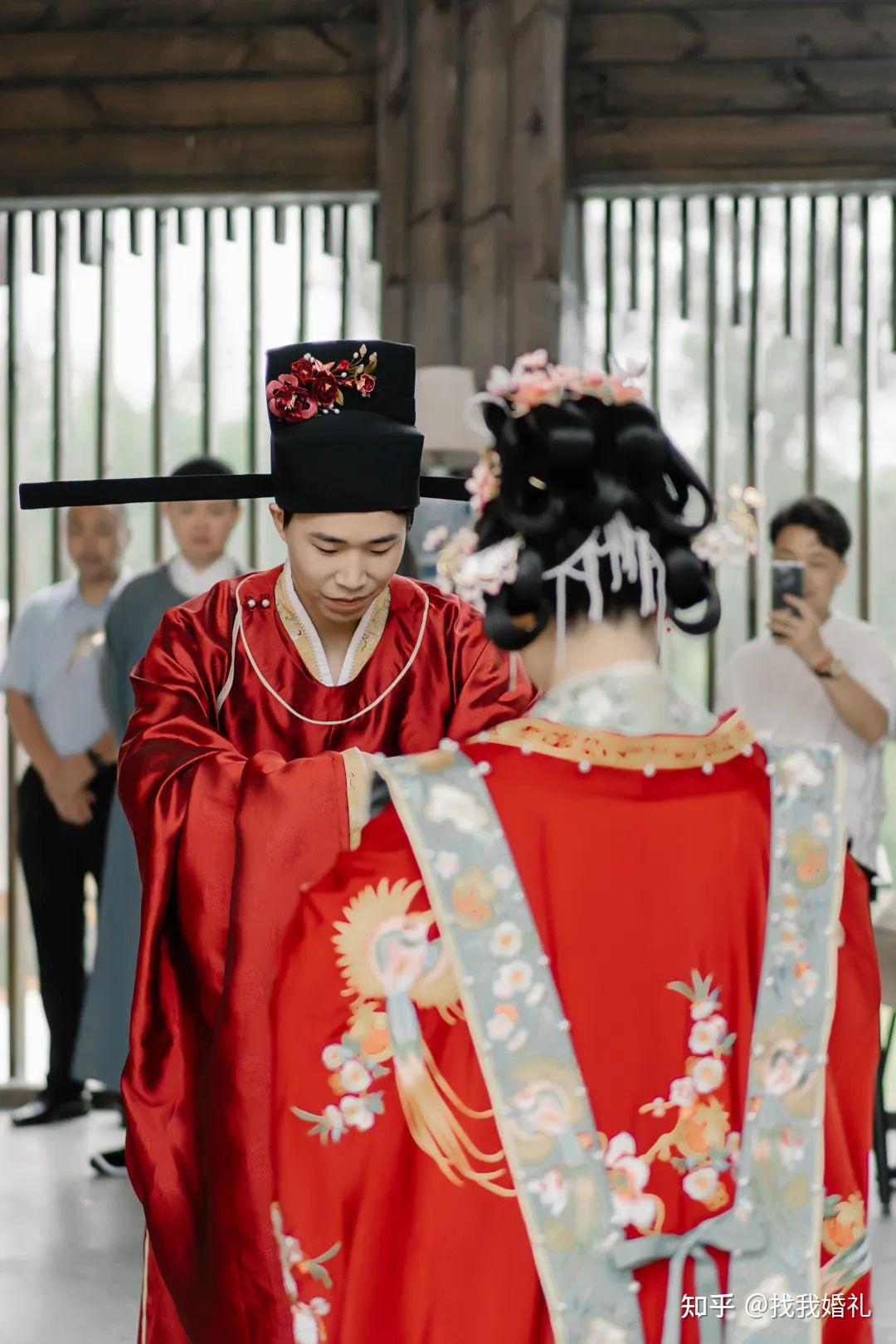 正式提亲需要准备哪些东西？提亲和订亲区别是什么？ - 知乎