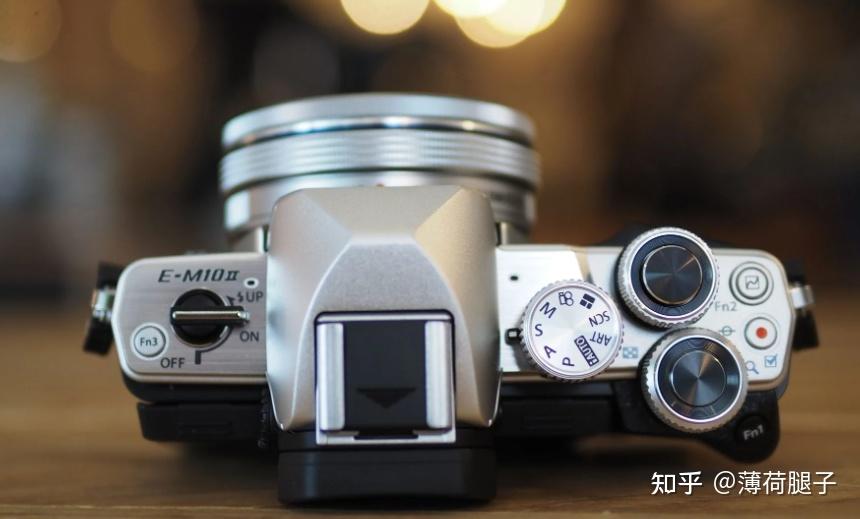 奥林巴斯em10二代值得入手吗？