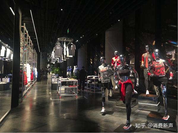 探店 | 耐克上海001落地，这家最高级别旗舰店实践了哪些零售新战略 - 知乎