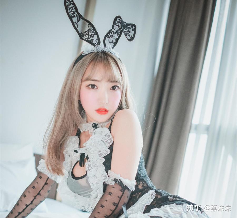 Hanari写真合集cos图片:Devious Maid - 知乎