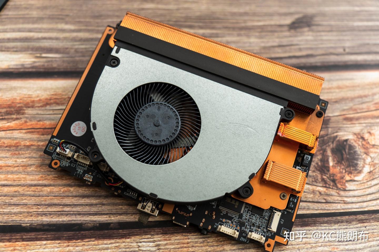 搭载 AMD 最强核显 680M 零刻 GTR6 深度评测 - 知乎